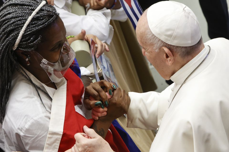 Holy calling: Pope Francis has phone chat during audience with public ...