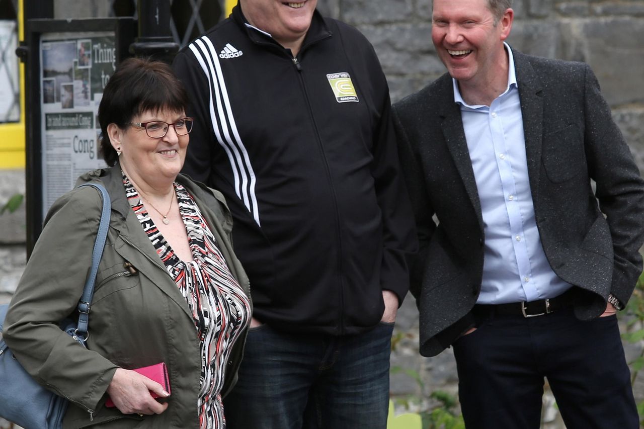 First pictures from Rory McIlroy wedding - beaming mum and dad at ...