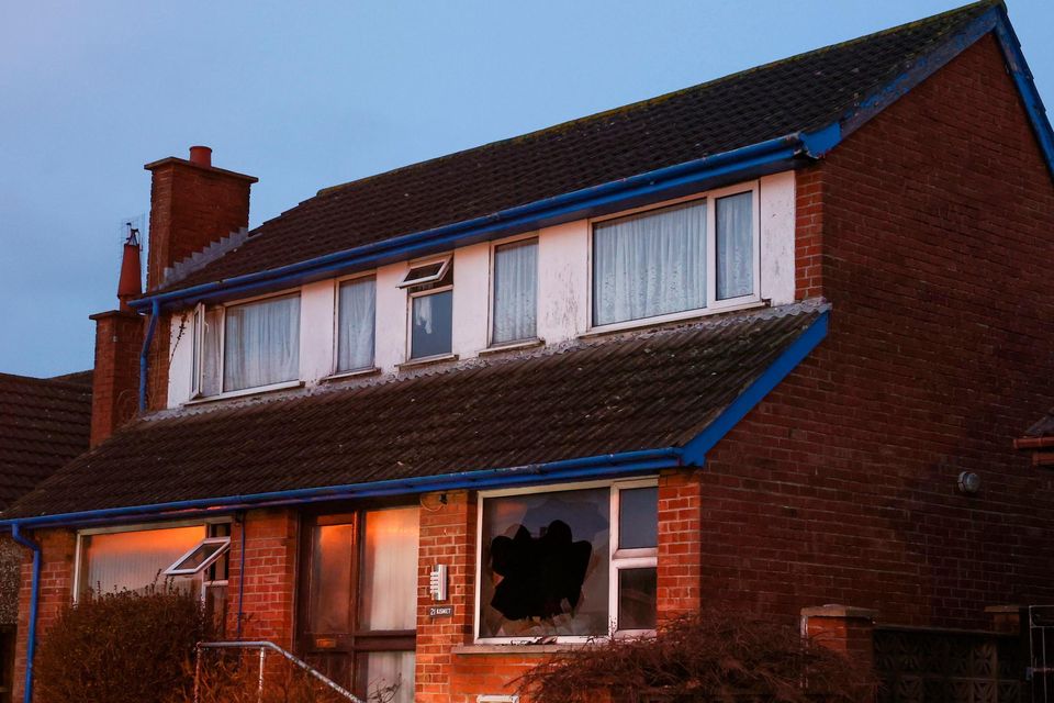 MLA Alex Easton pays tribute to emergency services after parents ...