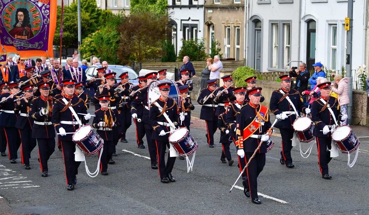 Twelfth pictures: Children the stars of Coleraine parade ...
