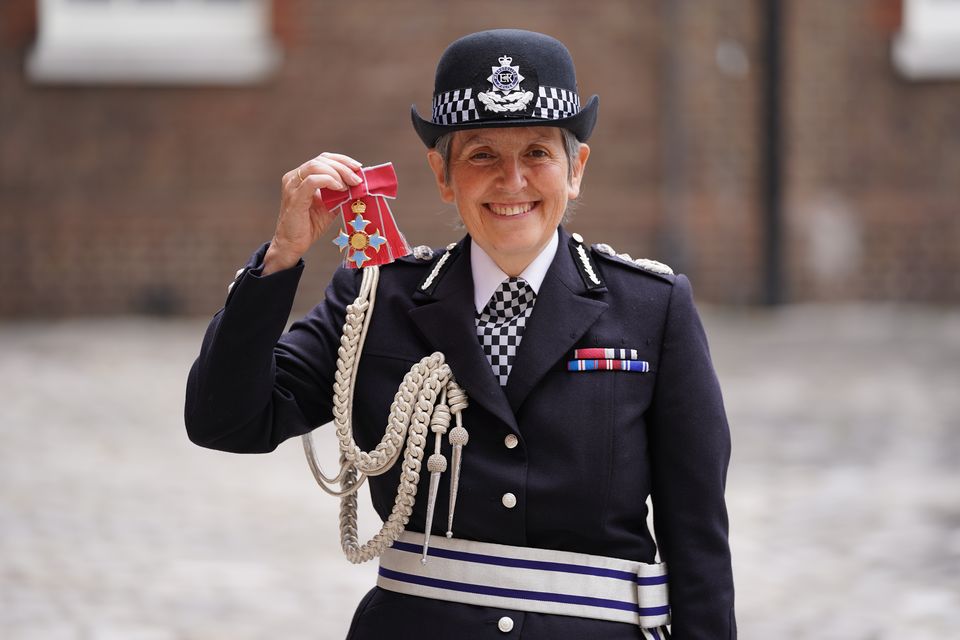 Dame Cressida: First female Met head dogged by criticism over force’s ...