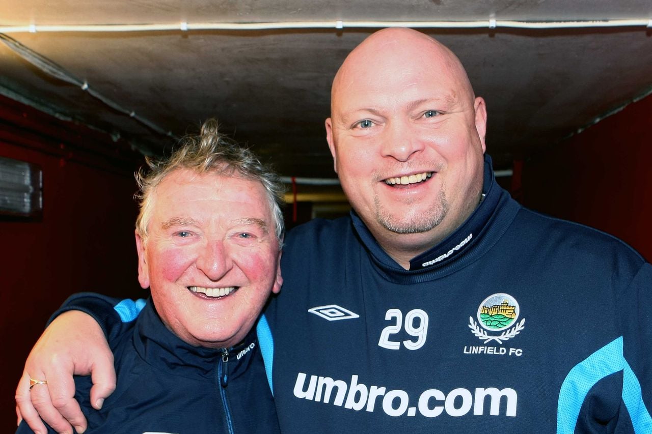 Linfield Kenny McKeague David Jeffrey leads tributes following death of ...