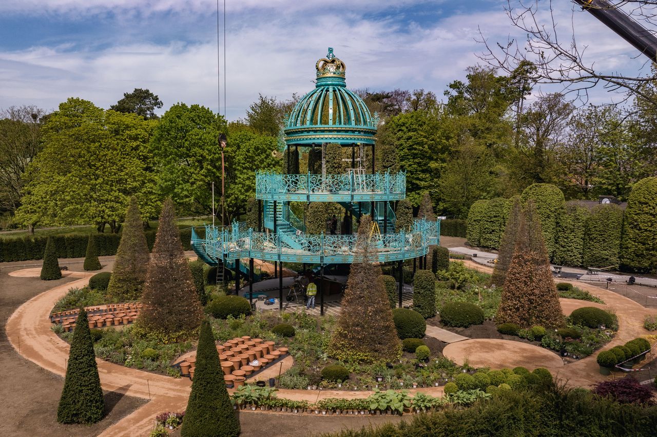 Diarmuid Gavin’s coronation garden in Newtownabbey attracts 50,000 ...