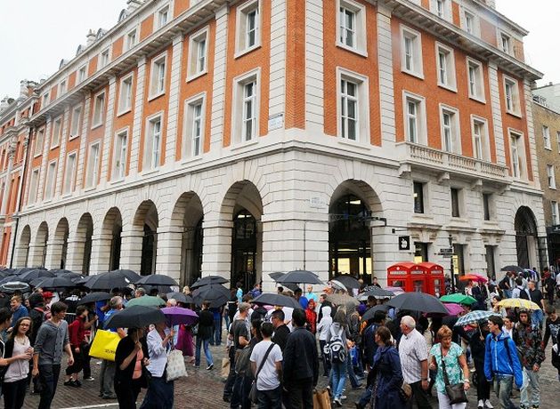 'Biggest' Apple store opens doors | BelfastTelegraph.co.uk