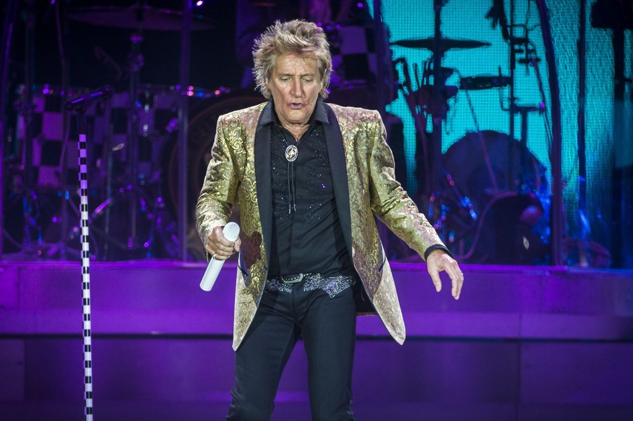 Rod Stewart thrills fans at Belfast's SSE Arena [Photos] | BelfastTelegraph.co.uk