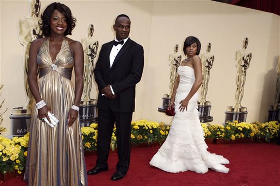 In Pictures: Oscars 2009 Slumdog cleans up | BelfastTelegraph.co.uk