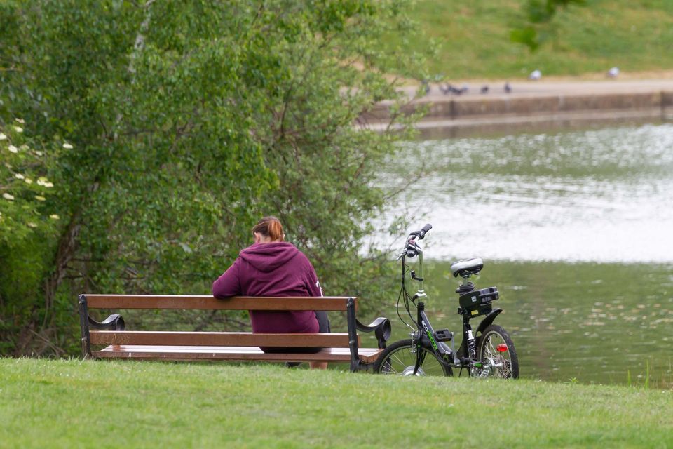 E-bikes ‘unlikely to help people hit recommended exercise levels ...