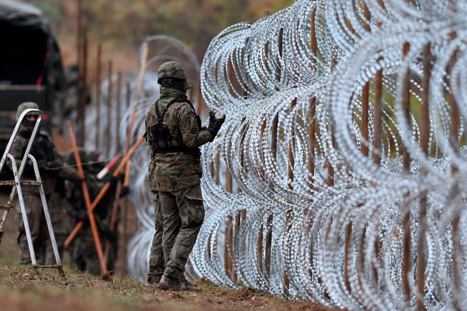 Poland lays razor wire on border with Russia’s Kaliningrad ...