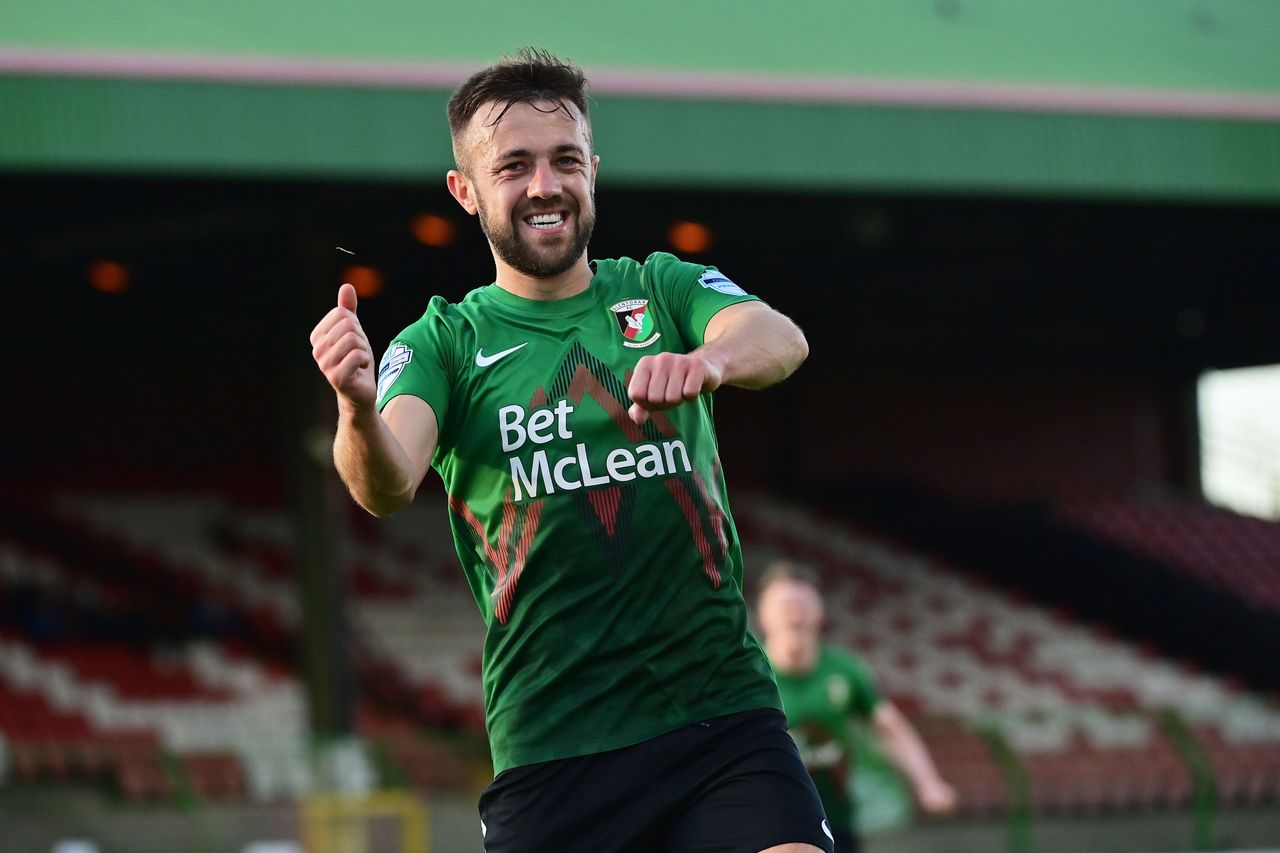 Gillingham to swoop for Glentoran’s Conor McMenamin but face fight for ...