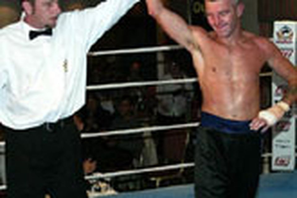 Kick-boxing: Noade shows his class with a third world title ...