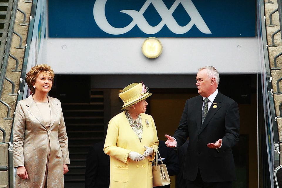 Both historic and very ordinary: the Queen’s 2011 visit to Ireland ...