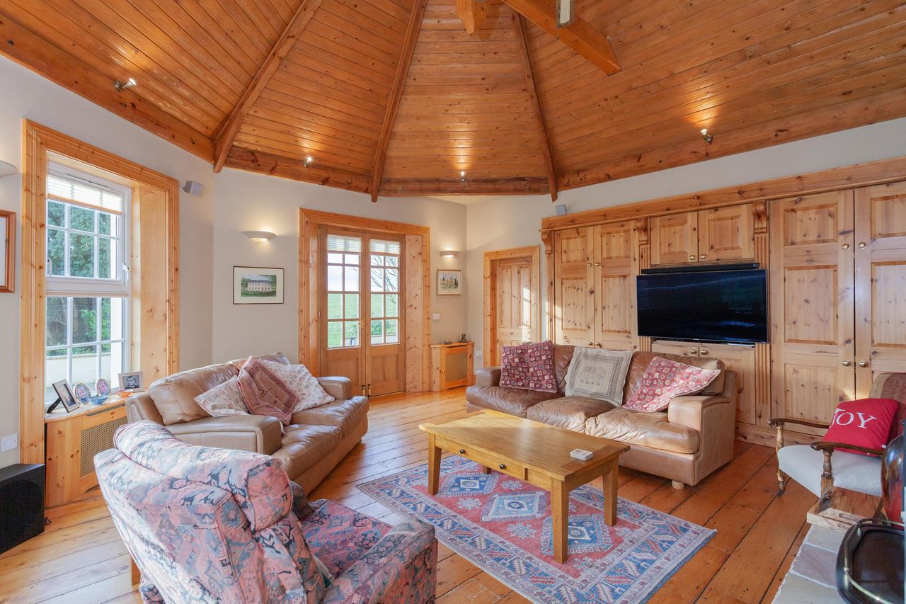 Majestic and beautiful Springmount House in Magheralin is up for sale ...